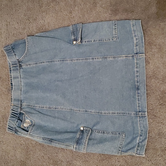 Quacker Factory | Shorts | Dream Jeans By Quacker Factory Xs Denim ...